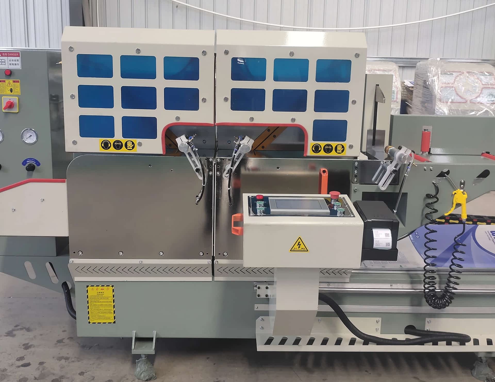 Cnc Double Head Aluminium Profile Cutting Machine